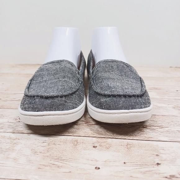 Roxy | Shoes | Roxy Slip On Canvas Like Loafers Grey Gray Black White ...